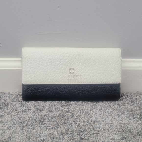 kate spade | Bags | Kate Spade Southport Sandra Wallet | Poshmark